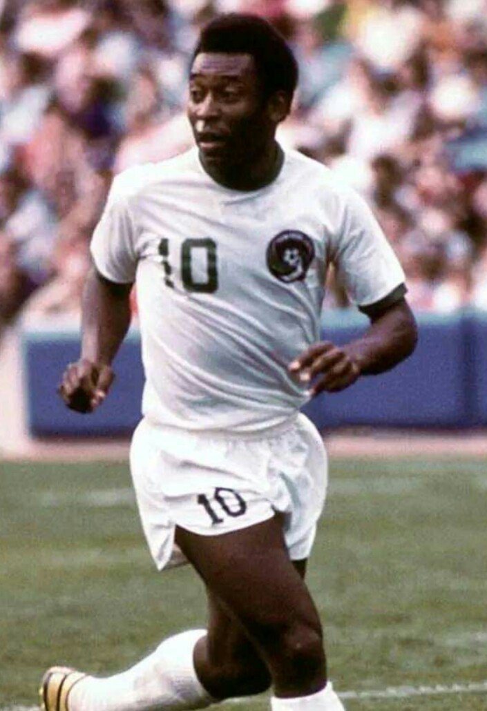 Pele Is Gone But World Will Never Forget Him, Buhari | Greenbarge Reporters